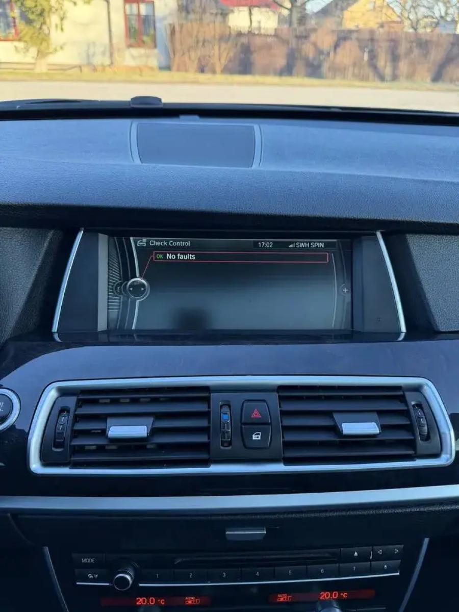 Melns BMW 530 2010 Ventspils, ar dzinēja tilpumu 3.00 L un nobraukumu 311 tūkst. km par 9100 €, foto 32 vietnē AUTOMOTO.COM.LV