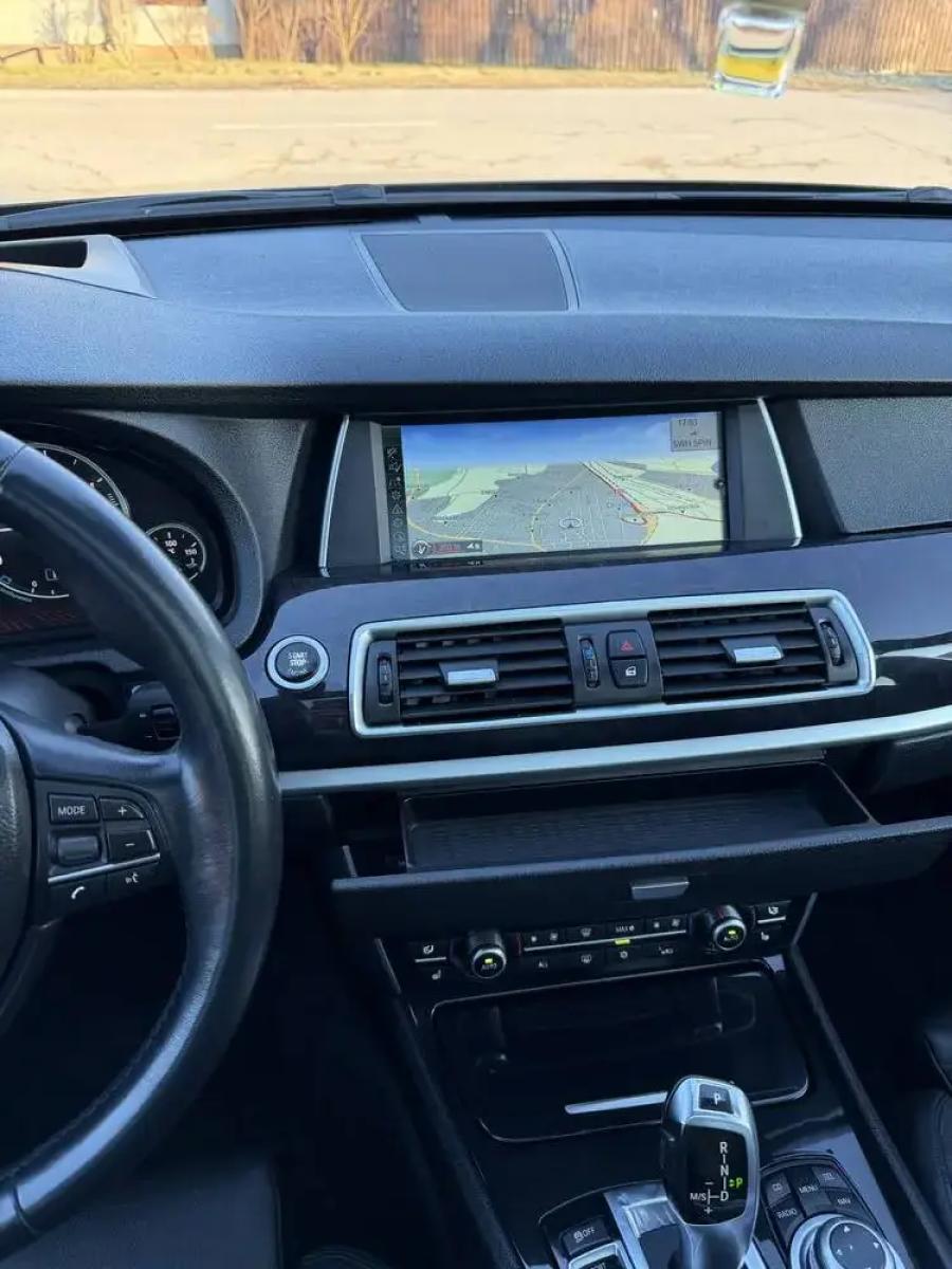 Melns BMW 530 2010 Ventspils, ar dzinēja tilpumu 3.00 L un nobraukumu 311 tūkst. km par 9100 €, foto 33 vietnē AUTOMOTO.COM.LV