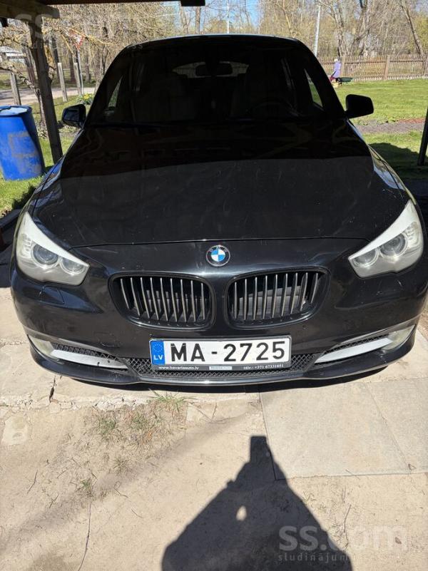 Black BMW 530 2010 in Jurmala, with an engine capacity of 3.00 L and mileage of 351 thousand km for 6500 €, photo 3 on AUTOMOTO.COM.LV