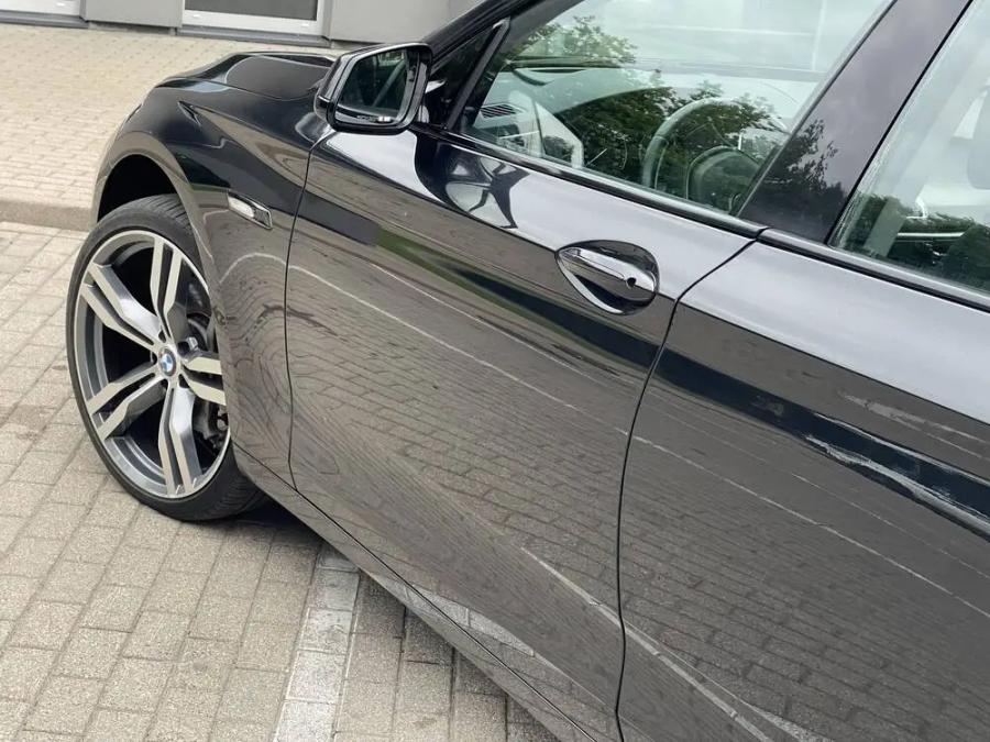 Melns BMW 530 2010 Jūrmala, ar dzinēja tilpumu 3.00 L un nobraukumu 259 tūkst. km par 10450 €, foto 5 vietnē AUTOMOTO.COM.LV