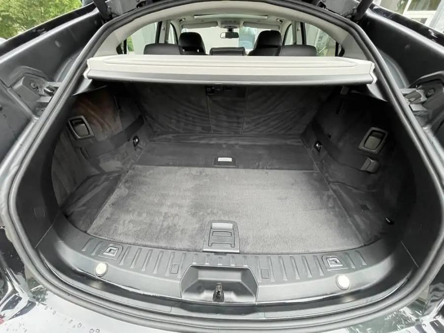 Melns BMW 530 2010 Jūrmala, ar dzinēja tilpumu 3.00 L un nobraukumu 259 tūkst. km par 10450 €, foto 24 vietnē AUTOMOTO.COM.LV