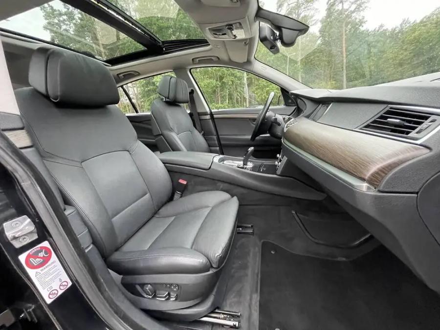 Melns BMW 530 2010 Jūrmala, ar dzinēja tilpumu 3.00 L un nobraukumu 259 tūkst. km par 10450 €, foto 30 vietnē AUTOMOTO.COM.LV