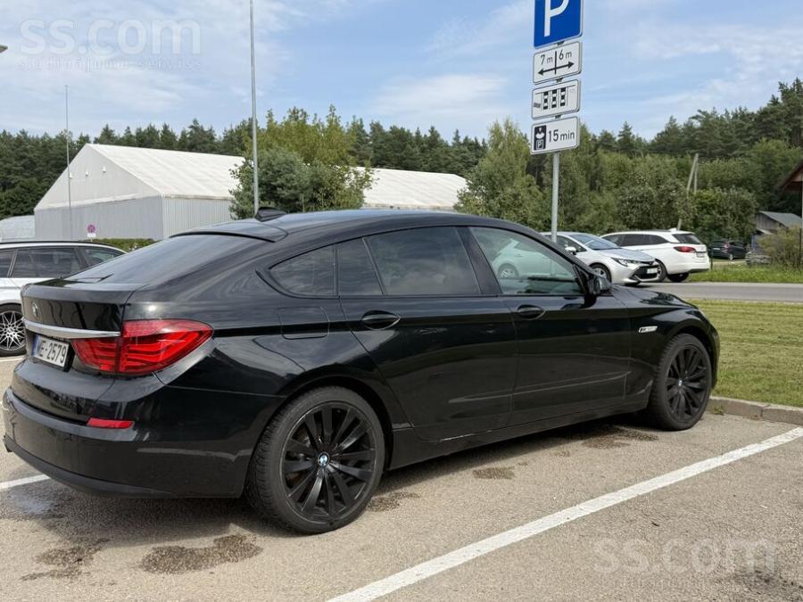 Melns BMW 530 2010 Rīga, ar dzinēja tilpumu 3.00 L un nobraukumu 390 tūkst. km par 7950 €, foto 3 vietnē AUTOMOTO.COM.LV