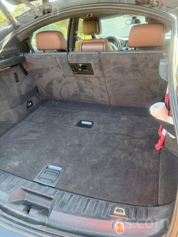 Melns BMW 530 2010 Tukums, ar dzinēja tilpumu 3.00 L un nobraukumu 418 tūkst. km par 5699 €, foto 3 vietnē AUTOMOTO.COM.LV