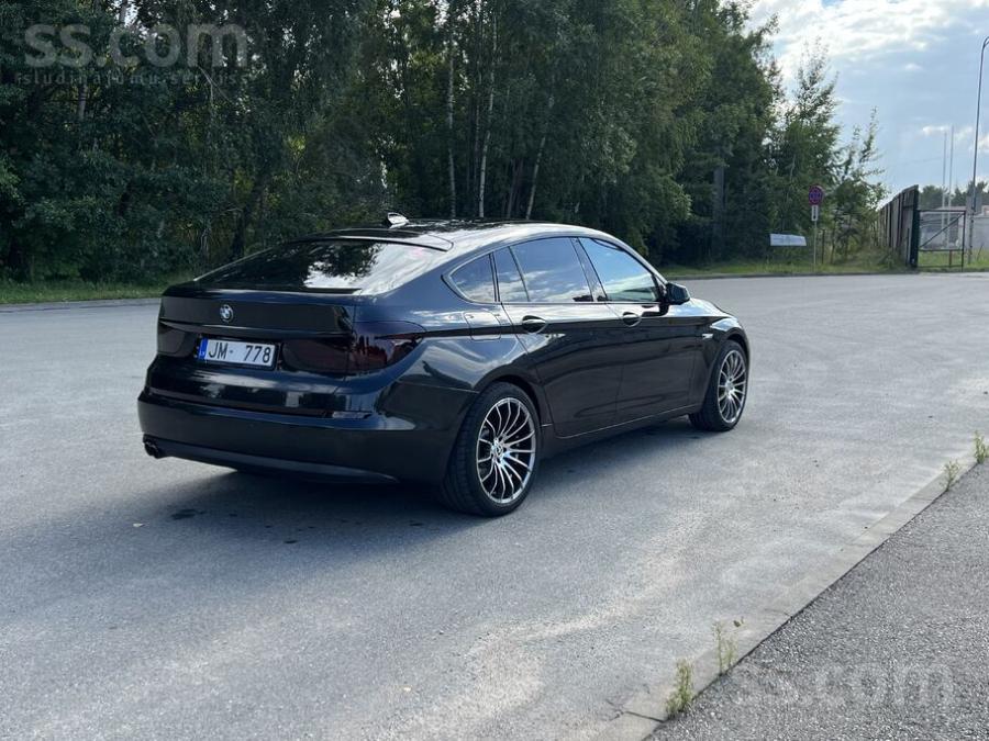 Melns BMW 530 2010 Rīga, ar dzinēja tilpumu 3.00 L un nobraukumu 386 tūkst. km par 7800 €, foto 5 vietnē AUTOMOTO.COM.LV