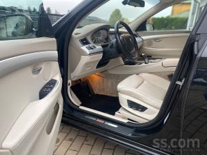Black BMW 530 2010 in Jekabpils, with an engine capacity of 3.00 L and mileage of 330 thousand km for 6900 €, photo 9 on AUTOMOTO.COM.LV