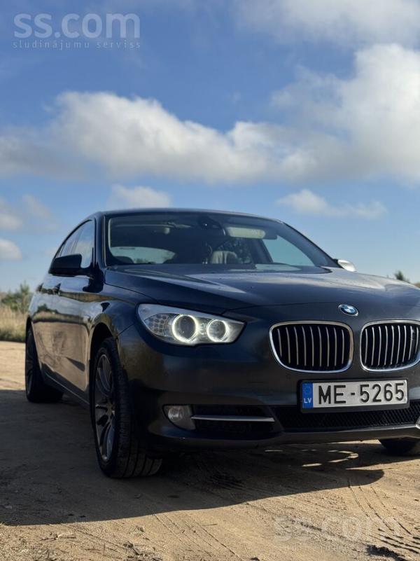Melns BMW 530 2010 Daugavpils, ar dzinēja tilpumu 3.00 L un nobraukumu 399 tūkst. km par 8500 €, foto 1 vietnē AUTOMOTO.COM.LV