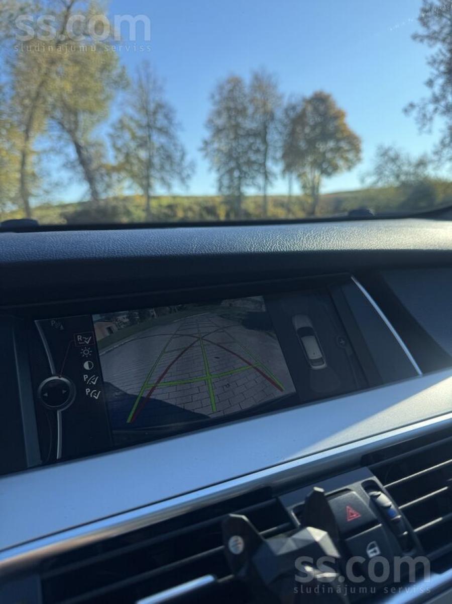 Black BMW 530 2010 in Daugavpils, with an engine capacity of 3.00 L and mileage of 399 thousand km for 8500 €, photo 10 on AUTOMOTO.COM.LV