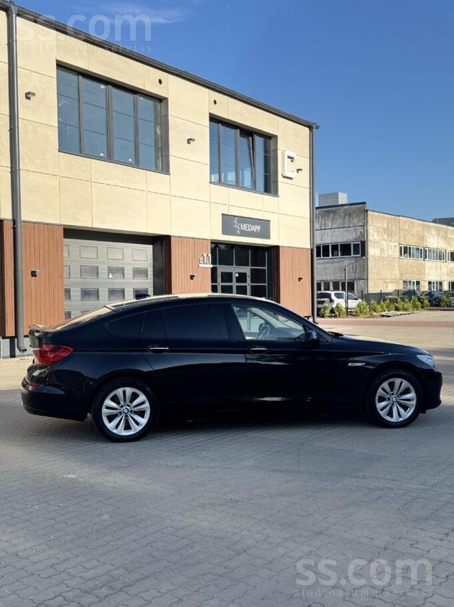 Melns BMW 530 2011 Rīga, ar dzinēja tilpumu 3.00 L un nobraukumu 0 tūkst. km par 8600 €, foto 5 vietnē AUTOMOTO.COM.LV