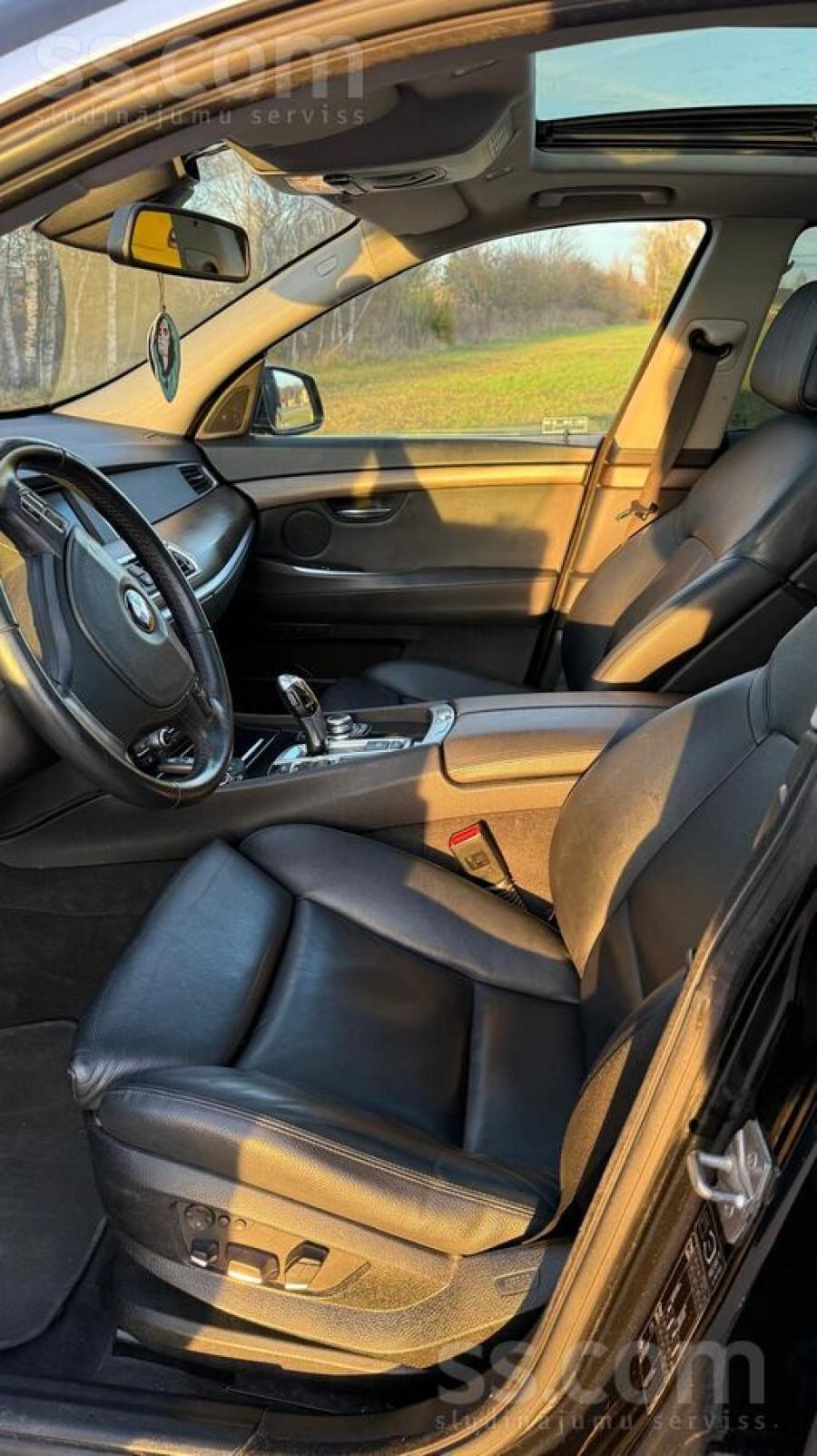 Black BMW 530 2011 in Riga, with an engine capacity of 3.00 L and mileage of 285 thousand km for 10500 €, photo 6 on AUTOMOTO.COM.LV