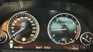 Black BMW 530 2011 in Riga, with an engine capacity of 3.00 L and mileage of 285 thousand km for 10500 €, photo 8 on AUTOMOTO.COM.LV