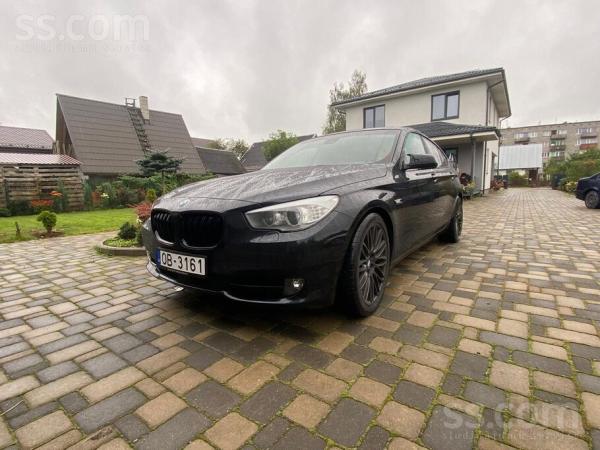 Melns BMW 530 2011 Preiļi, ar dzinēja tilpumu 3.00 L un nobraukumu 338 tūkst. km par 10000 €, foto 1 vietnē AUTOMOTO.COM.LV