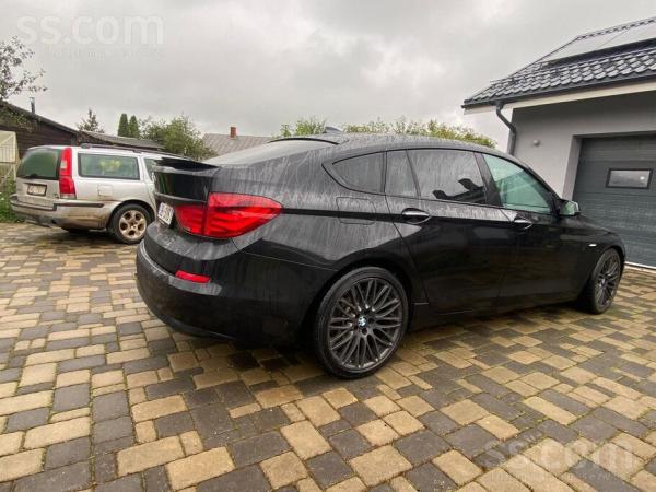 Melns BMW 530 2011 Preiļi, ar dzinēja tilpumu 3.00 L un nobraukumu 338 tūkst. km par 10000 €, foto 4 vietnē AUTOMOTO.COM.LV