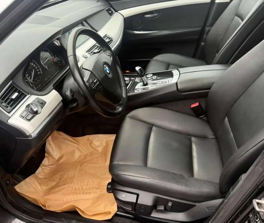 Melns BMW 530 2011 Telšiai, ar dzinēja tilpumu 3.00 L un nobraukumu 285 tūkst. km par 9190 €, foto 12 vietnē AUTOMOTO.COM.LV