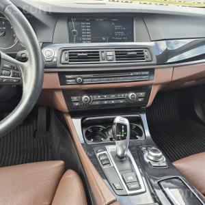 Black BMW 530 2011 in Riga, with an engine capacity of 3.00 L and mileage of 357 thousand km for 8700 €, photo 9 on AUTOMOTO.COM.LV