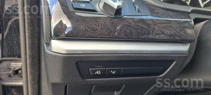 Melns BMW 530 2011 Rīga, ar dzinēja tilpumu 3.00 L un nobraukumu 301 tūkst. km par 8400 €, foto 15 vietnē AUTOMOTO.COM.LV