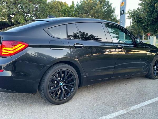 Melns BMW 530 2012 Rīga, ar dzinēja tilpumu 3.00 L un nobraukumu 306 tūkst. km par 10000 €, foto 5 vietnē AUTOMOTO.COM.LV