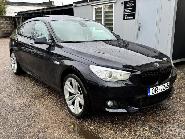 Black BMW 530 2012 in Daugavpils, with an engine capacity of 3.00 L and mileage of 273 thousand km for 10900 €, photo 1 on AUTOMOTO.COM.LV