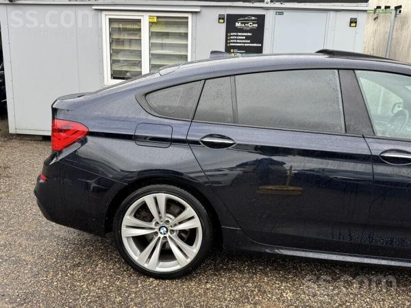 Black BMW 530 2012 in Daugavpils, with an engine capacity of 3.00 L and mileage of 273 thousand km for 10900 €, photo 9 on AUTOMOTO.COM.LV