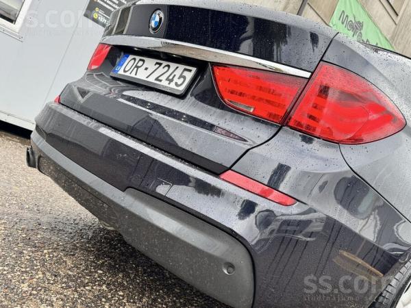 Black BMW 530 2012 in Daugavpils, with an engine capacity of 3.00 L and mileage of 273 thousand km for 10900 €, photo 11 on AUTOMOTO.COM.LV