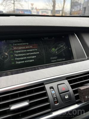 Black BMW 530 2013 in Riga, with an engine capacity of 3.00 L and mileage of 206 thousand km for 11000 €, photo 11 on AUTOMOTO.COM.LV