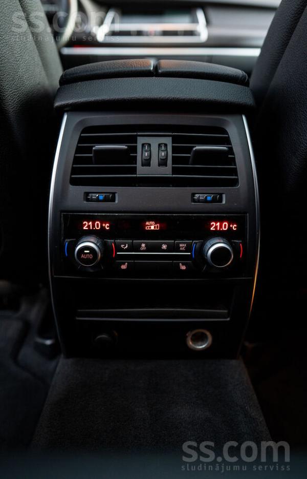 Melns BMW 530 2013 Rīga, ar dzinēja tilpumu 3.00 L un nobraukumu 255 tūkst. km par 13600 €, foto 5 vietnē AUTOMOTO.COM.LV