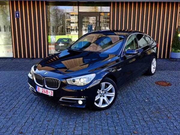 Black BMW 530 2013 in Riga, with an engine capacity of 3.00 L and mileage of 257 thousand km for 18490 €, photo 1 on AUTOMOTO.COM.LV