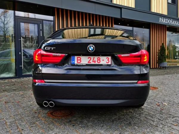 Black BMW 530 2013 in Riga, with an engine capacity of 3.00 L and mileage of 257 thousand km for 18490 €, photo 7 on AUTOMOTO.COM.LV