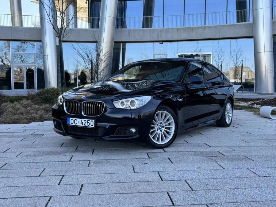 Black BMW 530 2013 in Riga, with an engine capacity of 3.00 L and mileage of 246 thousand km for 13700 €, photo 1 on AUTOMOTO.COM.LV