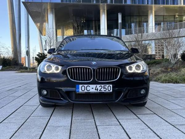 Black BMW 530 2013 in Riga, with an engine capacity of 3.00 L and mileage of 246 thousand km for 13700 €, photo 3 on AUTOMOTO.COM.LV