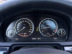 Black BMW 530 2013 in Riga, with an engine capacity of 3.00 L and mileage of 246 thousand km for 13700 €, photo 10 on AUTOMOTO.COM.LV