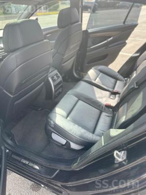 Melns BMW 530 2014 Rīga, ar dzinēja tilpumu 3.00 L un nobraukumu 280 tūkst. km par 15600 €, foto 4 vietnē AUTOMOTO.COM.LV