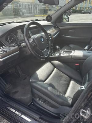 Melns BMW 530 2014 Rīga, ar dzinēja tilpumu 3.00 L un nobraukumu 280 tūkst. km par 15600 €, foto 12 vietnē AUTOMOTO.COM.LV
