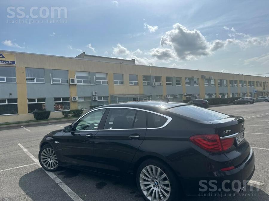 Melns BMW 530 2014 Rīga, ar dzinēja tilpumu 3.00 L un nobraukumu 280 tūkst. km par 15600 €, foto 14 vietnē AUTOMOTO.COM.LV