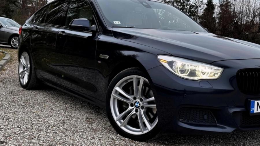 Melns BMW 530 2016 Rīga, ar dzinēja tilpumu 3.00 L un nobraukumu 210 tūkst. km par 14000 €, foto 41 vietnē AUTOMOTO.COM.LV