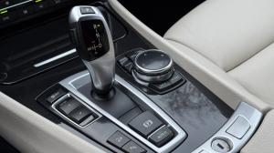 Melns BMW 530 2016 Rīga, ar dzinēja tilpumu 3.00 L un nobraukumu 210 tūkst. km par 14000 €, foto 49 vietnē AUTOMOTO.COM.LV