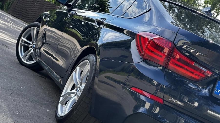 Melns BMW 530 2016 Rīga, ar dzinēja tilpumu 3.00 L un nobraukumu 210 tūkst. km par 14000 €, foto 66 vietnē AUTOMOTO.COM.LV