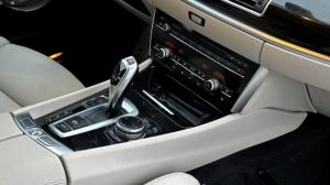 Melns BMW 530 2016 Rīga, ar dzinēja tilpumu 3.00 L un nobraukumu 210 tūkst. km par 14000 €, foto 71 vietnē AUTOMOTO.COM.LV