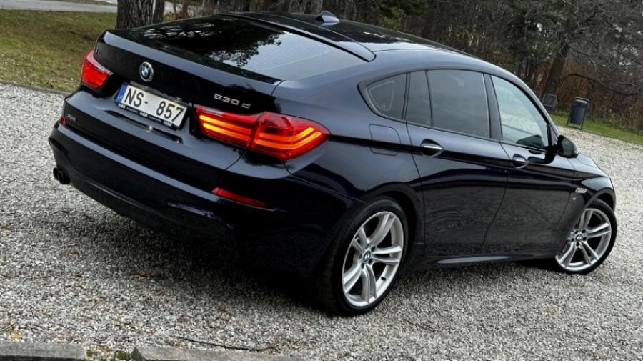 Melns BMW 530 2016 Rīga, ar dzinēja tilpumu 3.00 L un nobraukumu 210 tūkst. km par 14000 €, foto 86 vietnē AUTOMOTO.COM.LV