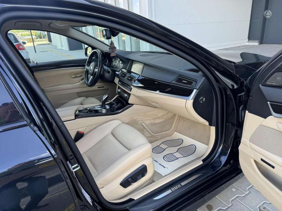 Melns BMW 530 2014 Viļņa, ar dzinēja tilpumu 2.99 L un nobraukumu 279 tūkst. km par 12470 €, foto 12 vietnē AUTOMOTO.COM.LV