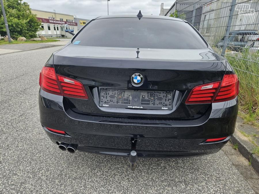 Black BMW 530 2015 in Mazeikiai, with an engine capacity of 3.00 L and mileage of 208 thousand km for 6200 €, photo 12 on AUTOMOTO.COM.LV