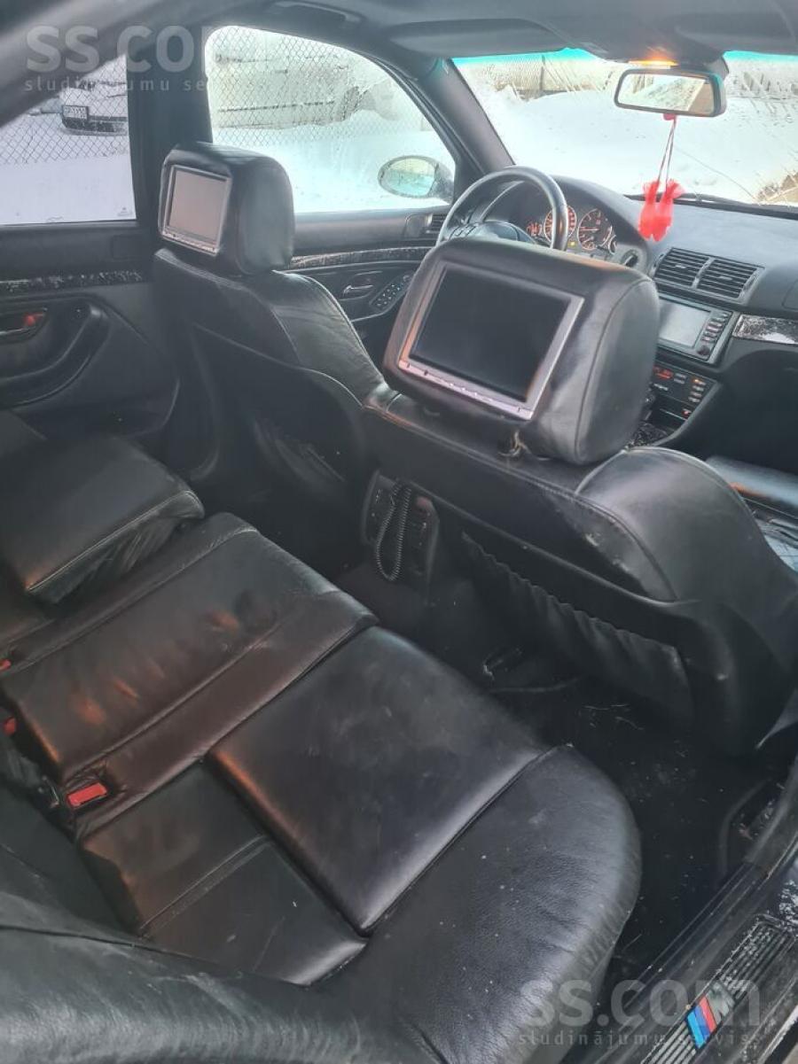 Черный БМВ 530 1998 в Рига, объемом двигателя 3.00 л и пробегом 422 тыс. км за 3900 €, фото 6 на AUTOMOTO.COM.LV