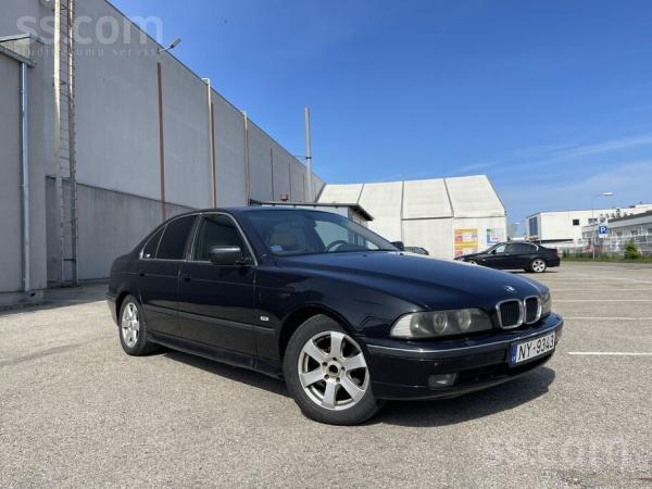 Black BMW 530 1999 in Riga, with an engine capacity of 3.00 L and mileage of 504 thousand km for 1895 €, photo 1 on AUTOMOTO.COM.LV