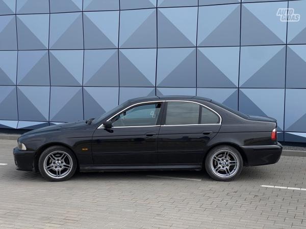 Black BMW 530 1999 in Silute, with an engine capacity of 3.00 L and mileage of 554 thousand km for 2750 €, photo 2 on AUTOMOTO.COM.LV