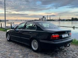 Melns BMW 530 1999 Rīga, ar dzinēja tilpumu 3.00 L un nobraukumu 174 tūkst. km par 6000 €, foto 6 vietnē AUTOMOTO.COM.LV