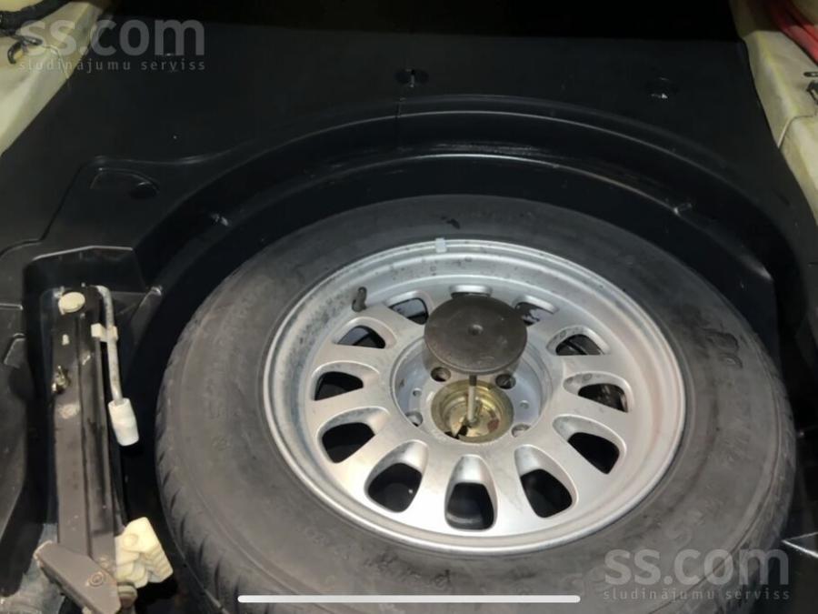 Melns BMW 530 1999 Rīga, ar dzinēja tilpumu 3.00 L un nobraukumu 174 tūkst. km par 6000 €, foto 10 vietnē AUTOMOTO.COM.LV