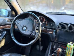 Melns BMW 530 2000 Rīga, ar dzinēja tilpumu 3.00 L un nobraukumu 367 tūkst. km par 2850 €, foto 3 vietnē AUTOMOTO.COM.LV