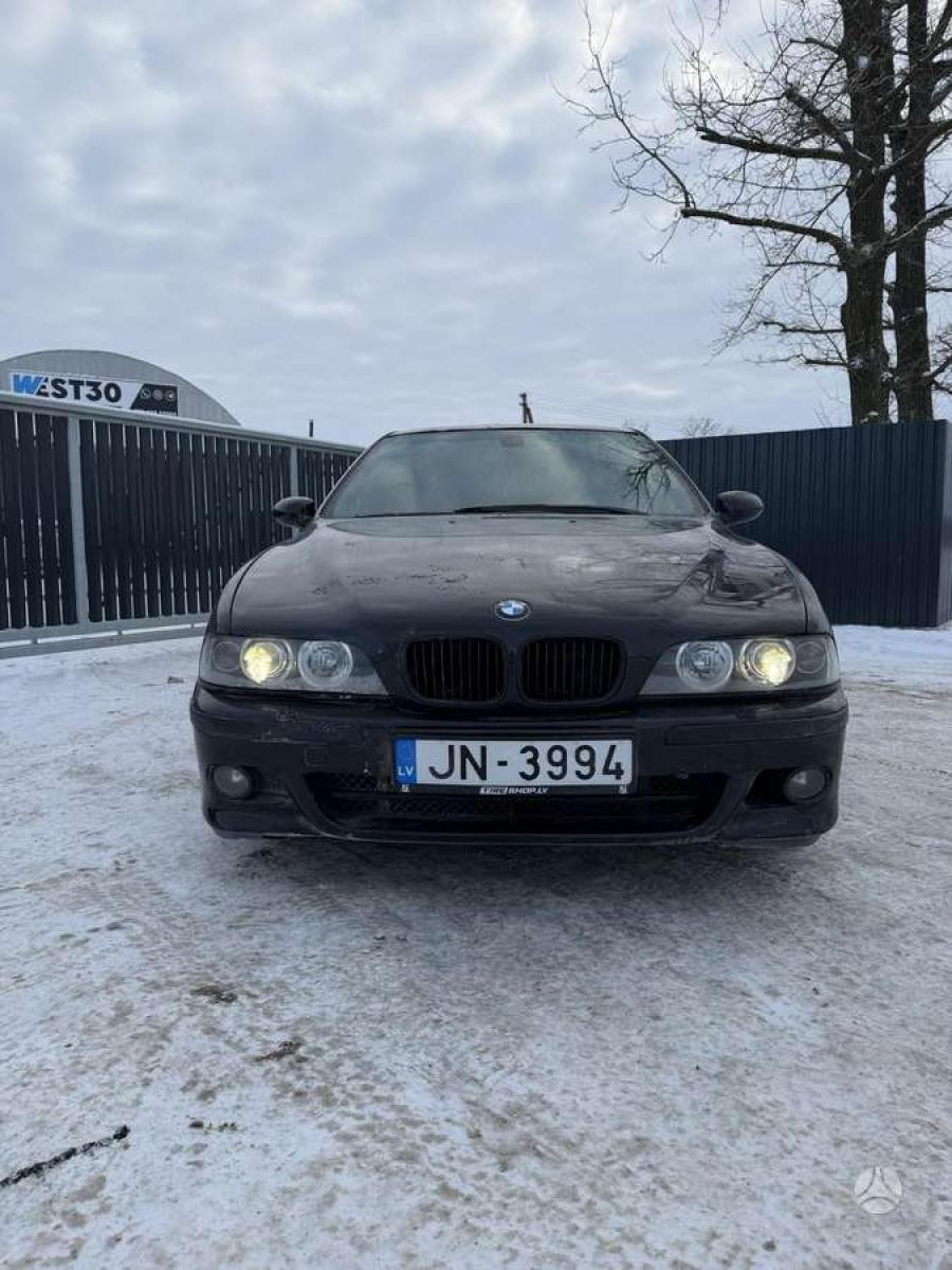 Melns BMW 530 2000 Marijampole, ar dzinēja tilpumu 2.93 L un nobraukumu 402 tūkst. km par 2450 €, foto 7 vietnē AUTOMOTO.COM.LV