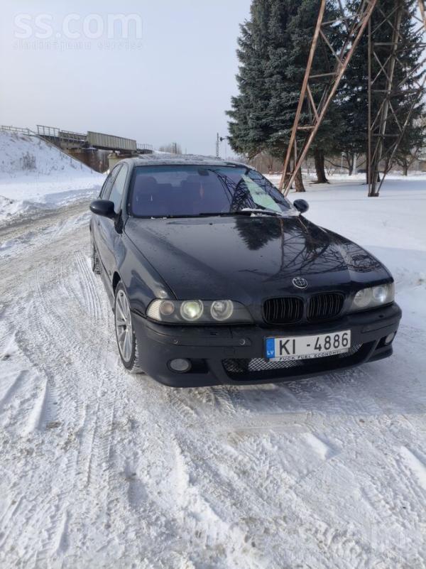 Black BMW 530 2000 in Jelgava, with an engine capacity of 3.00 L and mileage of 380 thousand km for 2550 €, photo 2 on AUTOMOTO.COM.LV