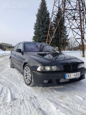 Черный БМВ 530 2000 в Елгава, объемом двигателя 3.00 л и пробегом 380 тыс. км за 2550 €, фото 8 на AUTOMOTO.COM.LV